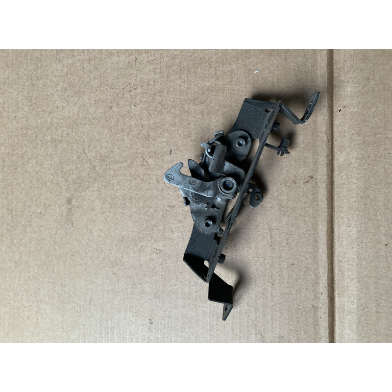 Motorkapslot Ligier Js50 Sport